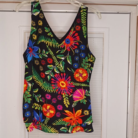 Violet & Claire | Tops | Violet And Claire Greenred Tank Top Size Large ...
